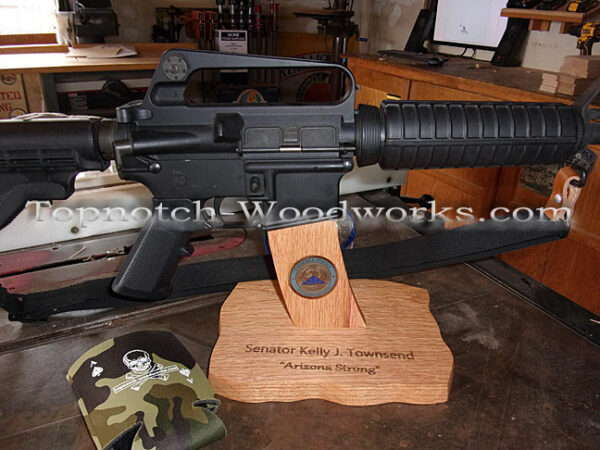AR15 Rifle Display Stand by Topnotch Woodworks